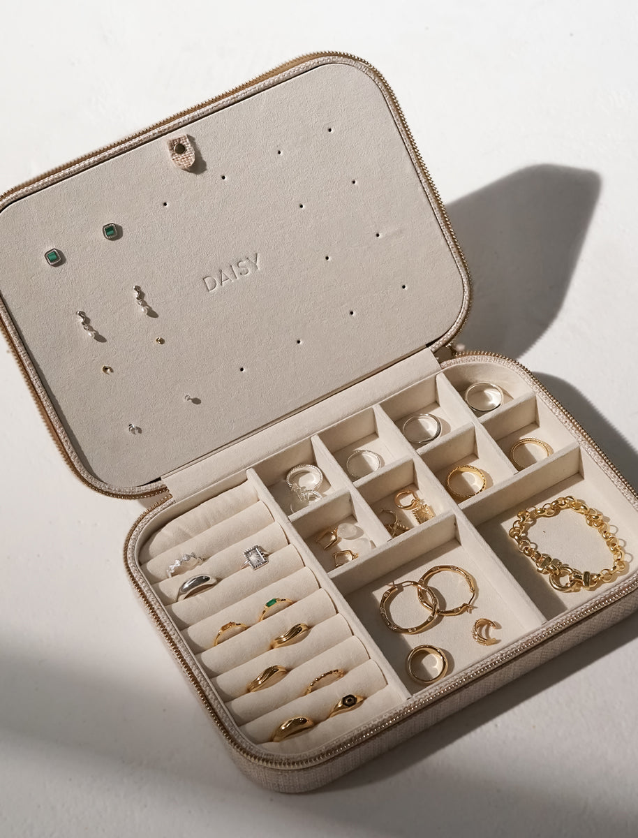 5 Key Pieces That Will Dominate Your Jewellery Box This Spring – Daisy ...