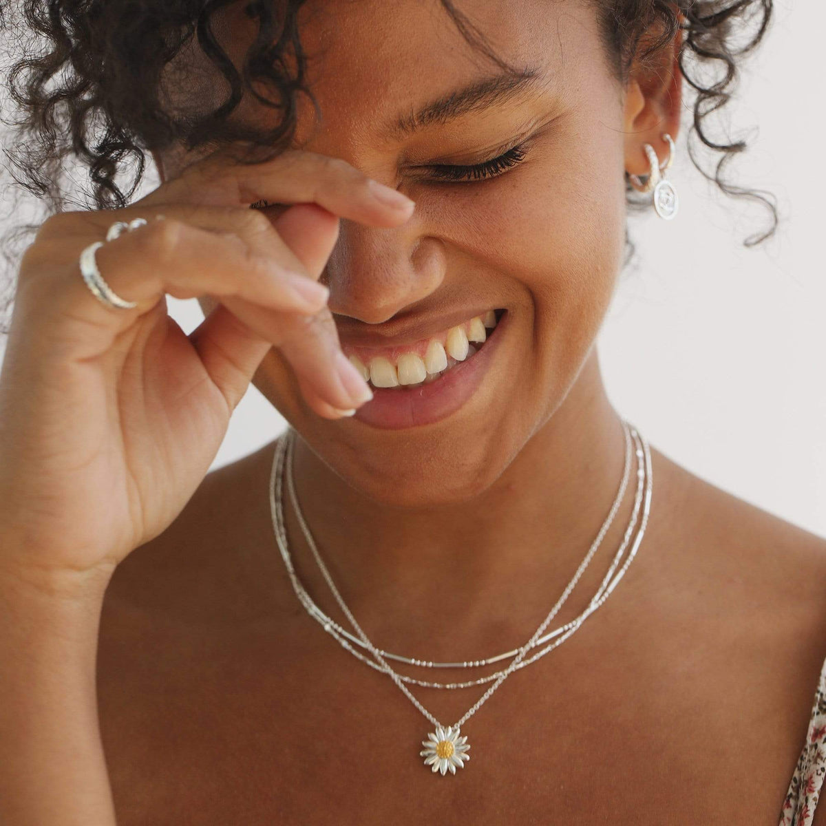 Daisy Pendant Necklace | Daisy Statement Necklace - Daisy London Jewellery