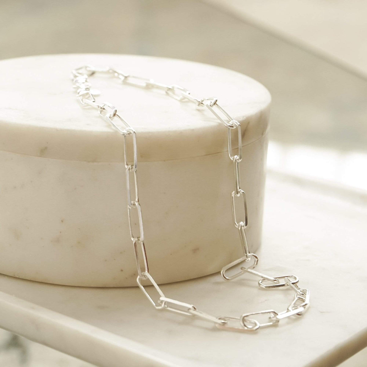 Estée Lalonde Large Open Box Chain Necklace Sterling Silver – Daisy London