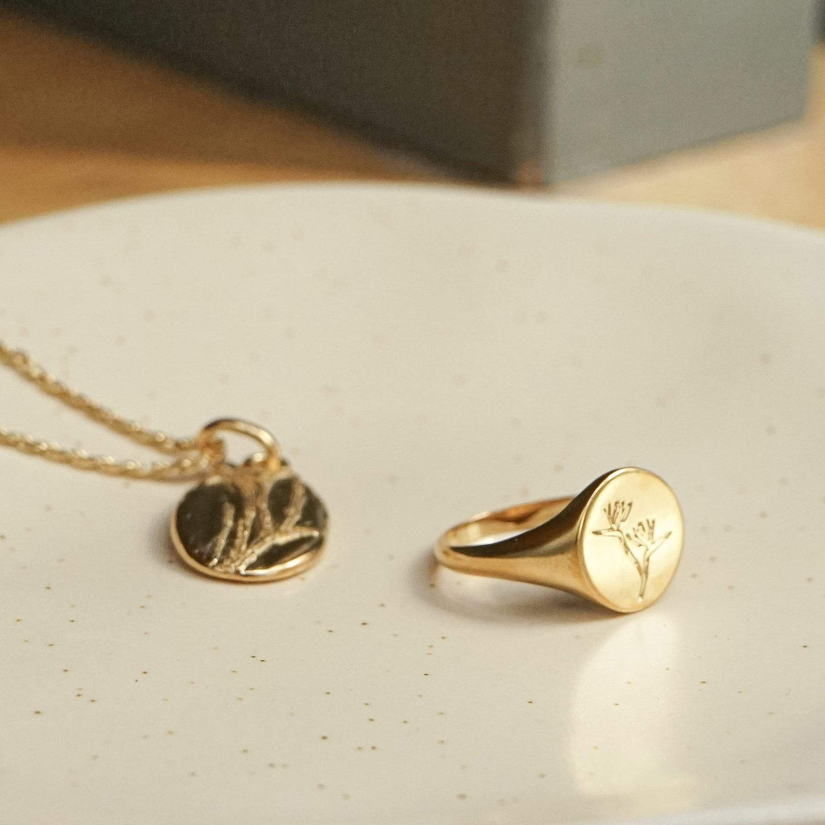 Bird Of Paradise Signet Ring 18ct Gold Plate – Daisy London